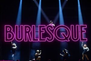 クリスティーナ・アギレラ主演映画を舞台化したミュージカル『バーレスク』日本キャストで上演決定 | エンタステージ | エンタステージ